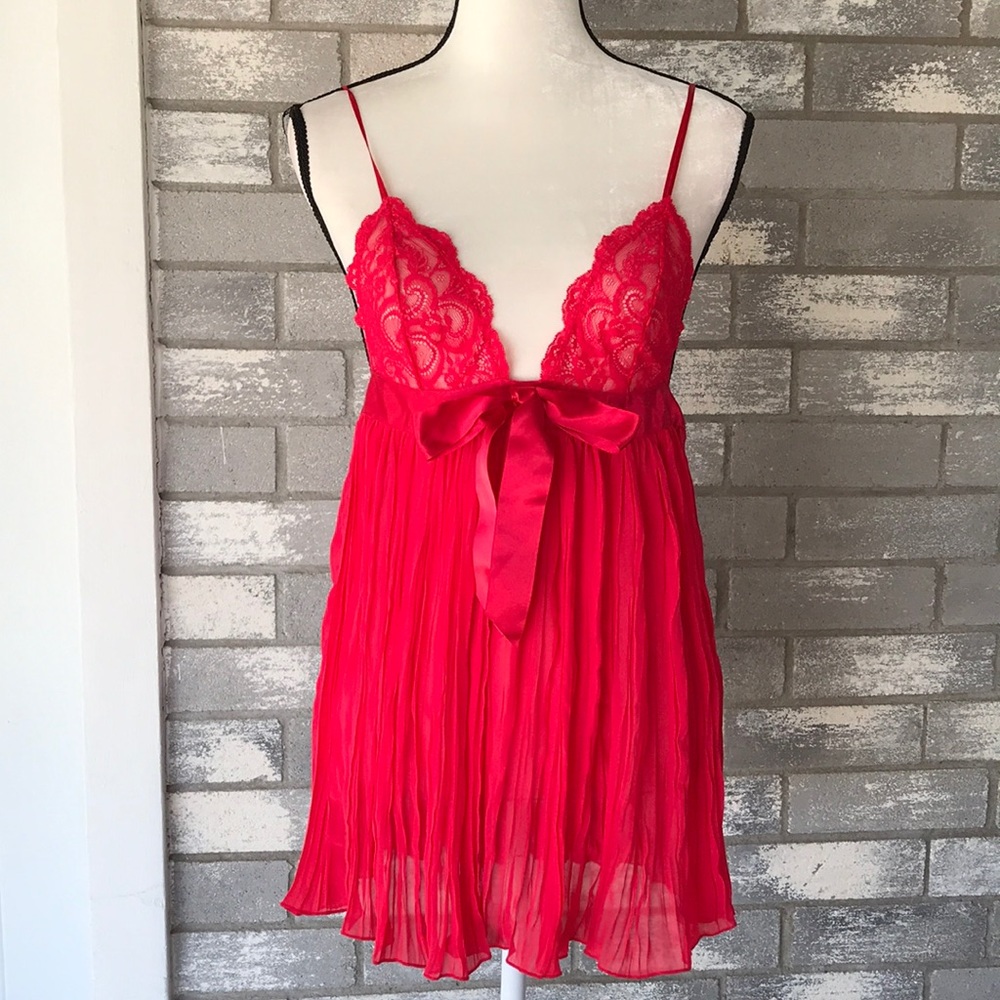 Victoria’s Secret Red Babydoll Nightie Size M - Gem